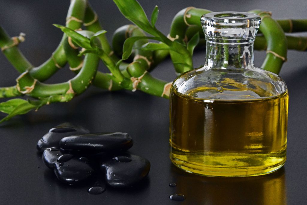 Olive Oil for Dry Skin | Olive oil is a great moisturizer